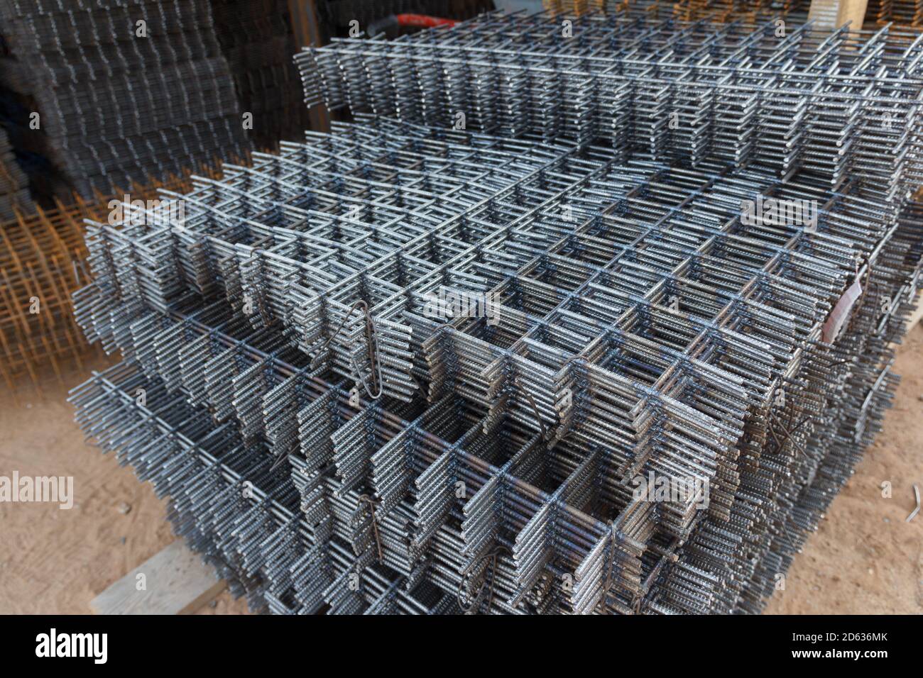 Steel mesh for construction Steel Rebars for reinforced concrete. Steel ...