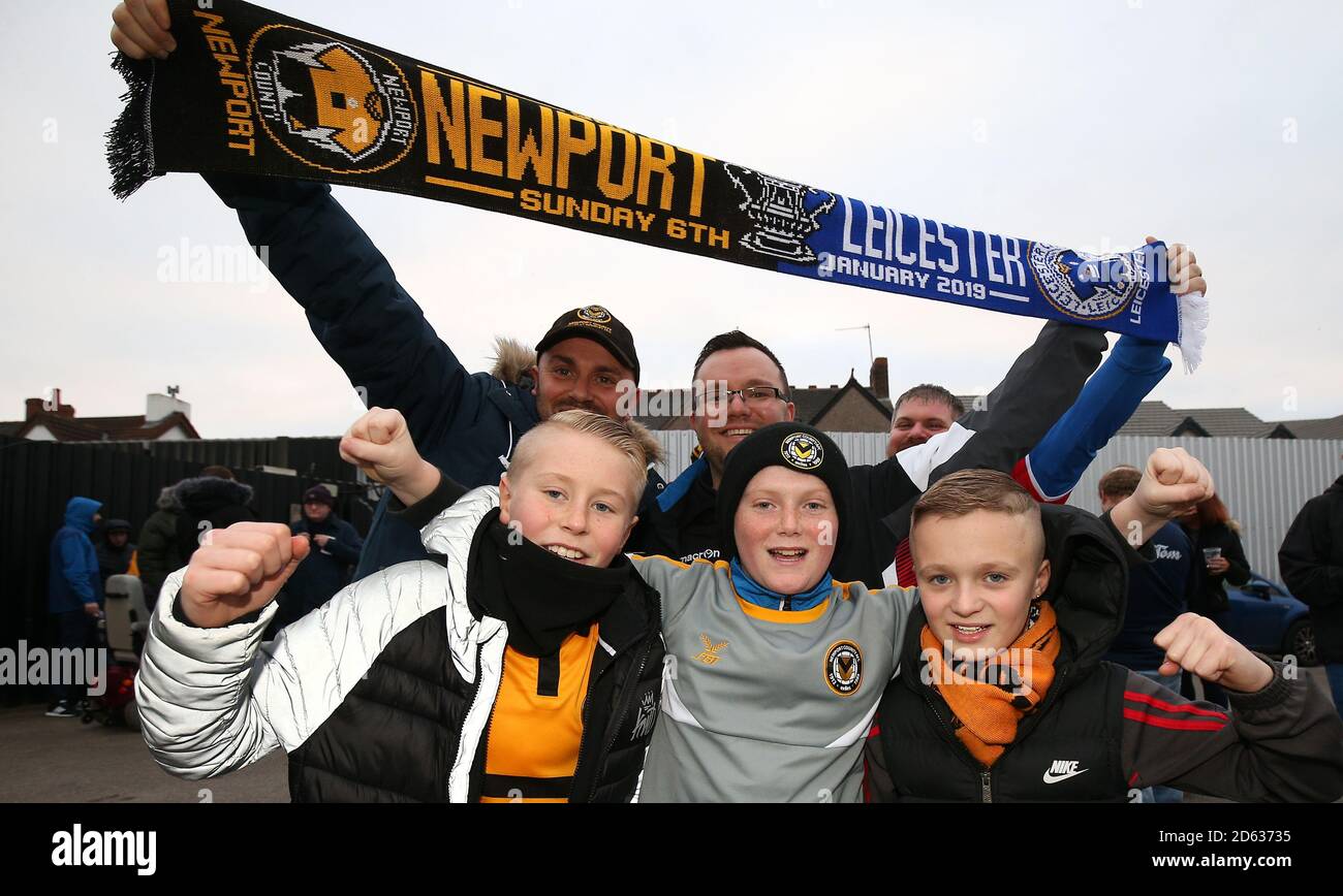Newport football fans hi-res stock photography and images - Alamy