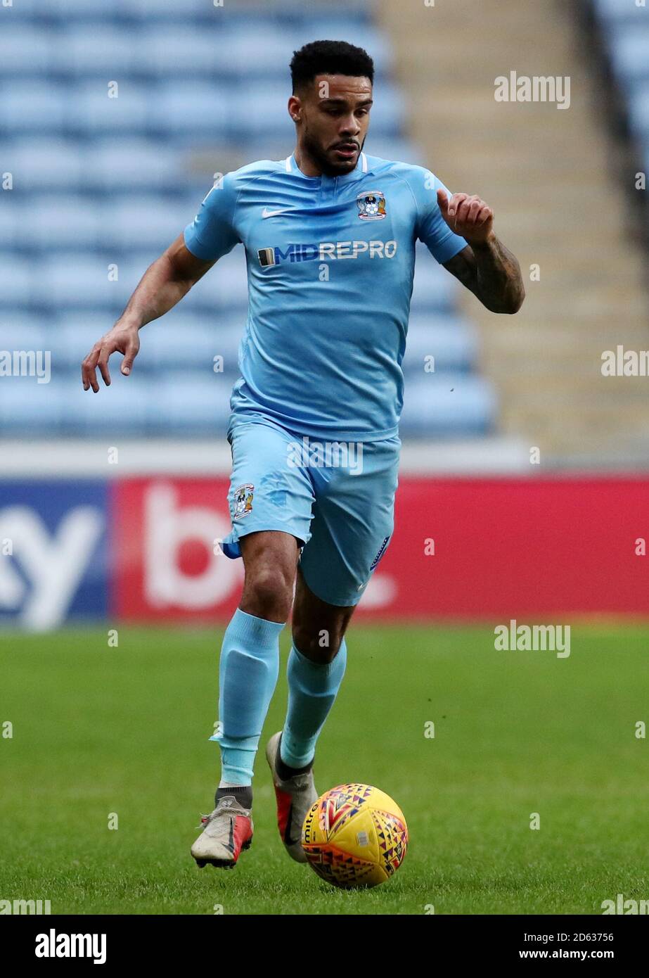 Coventry City's Jordan Willis Stock Photo - Alamy