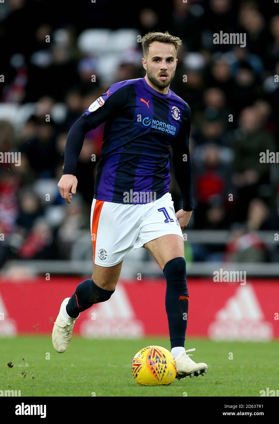 Andrew Shinnie, Luton Town, Luton Town Stock Photo - Alamy