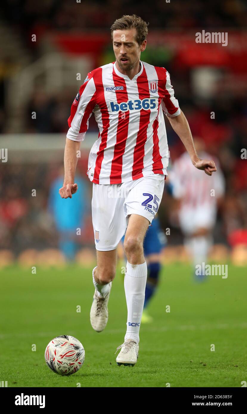 Peter crouch soccer hi-res stock photography and images - Alamy