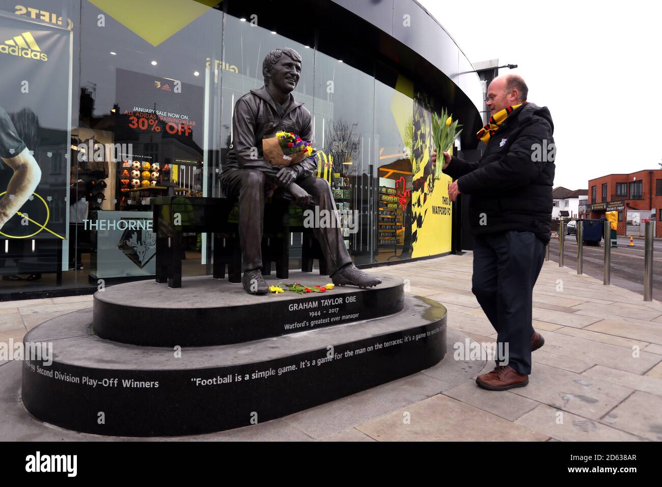 The graham taylor statue outside ground hi-res stock photography and ...