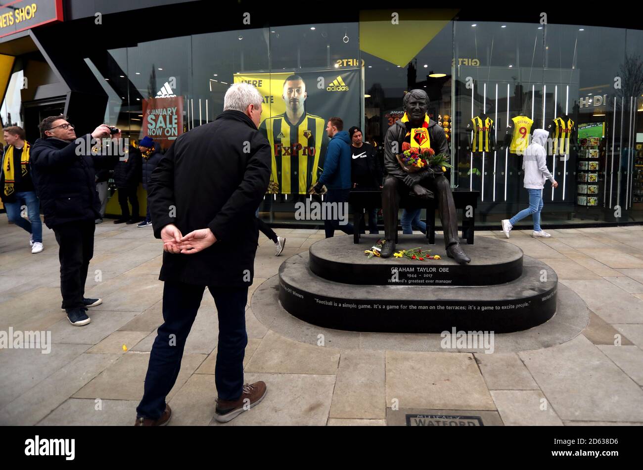 The graham taylor statue outside ground hi-res stock photography and ...