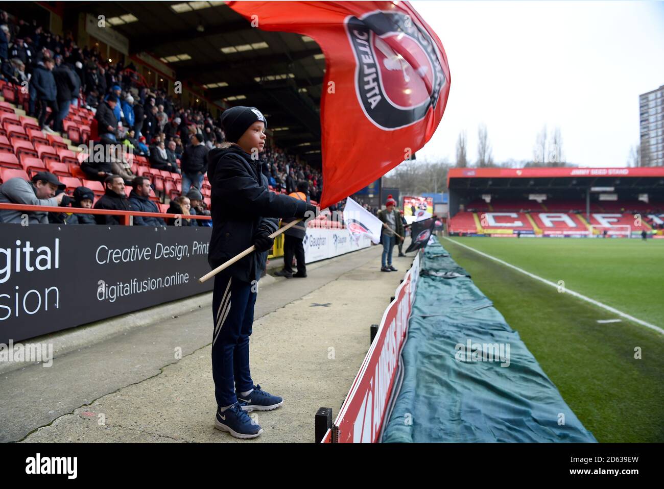 Charlton fans flag hi-res stock photography and images - Alamy