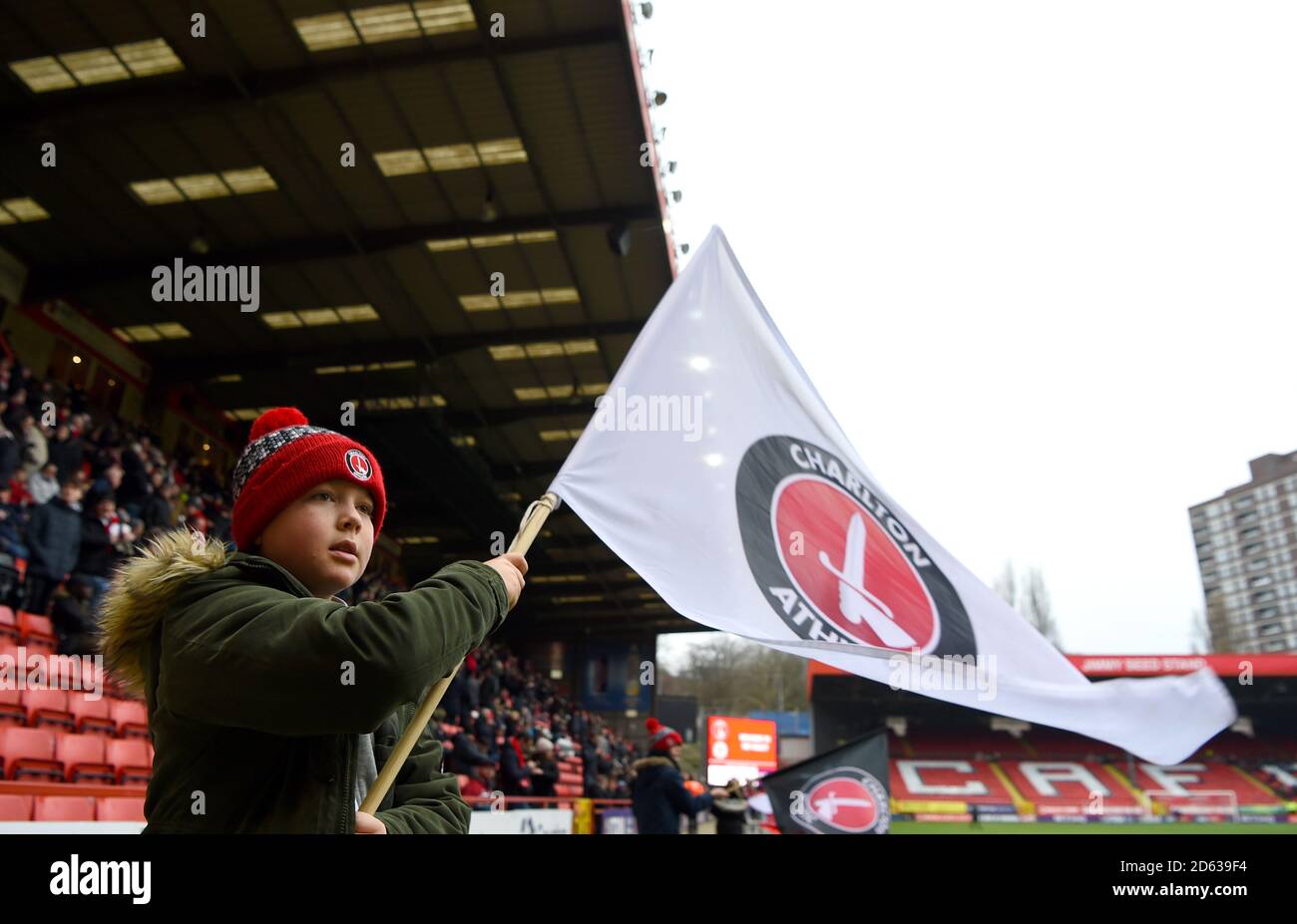 Charlton fans flag hi-res stock photography and images - Alamy