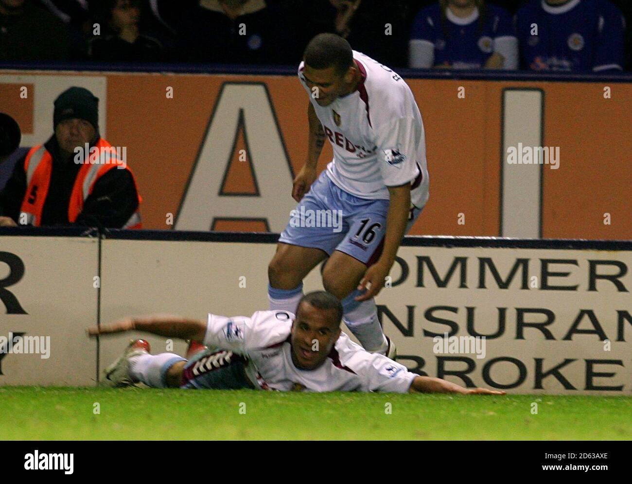 Aston villas gabriel agbonlahor hi-res stock photography and images - Alamy
