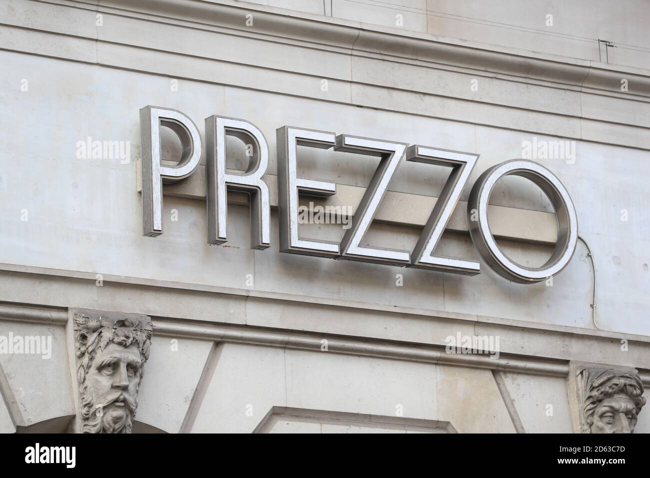 A view of a sign for a Prezzo restaurant in London Stock Photo - Alamy