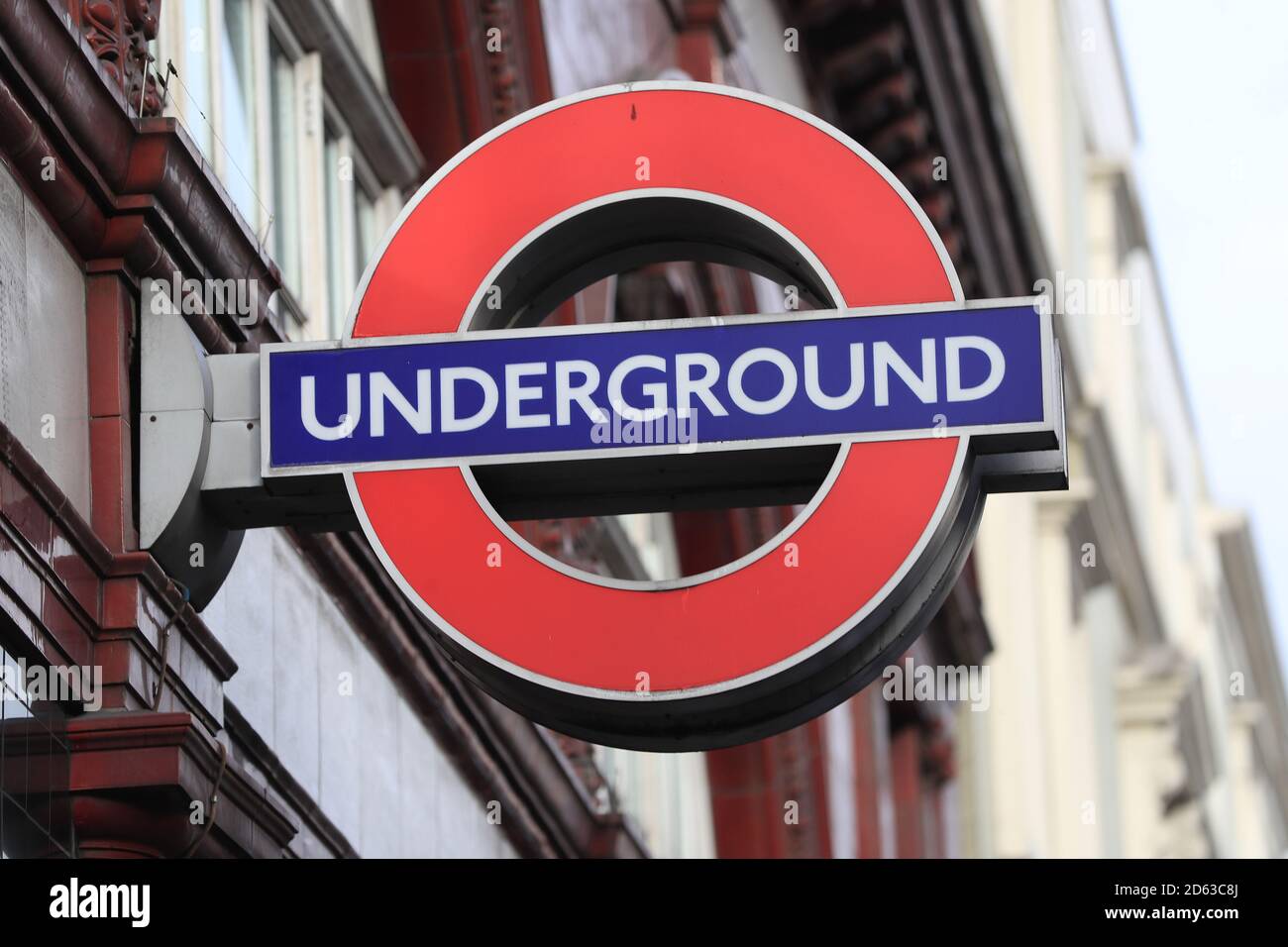 A view of an Underground sign in London Stock Photo - Alamy