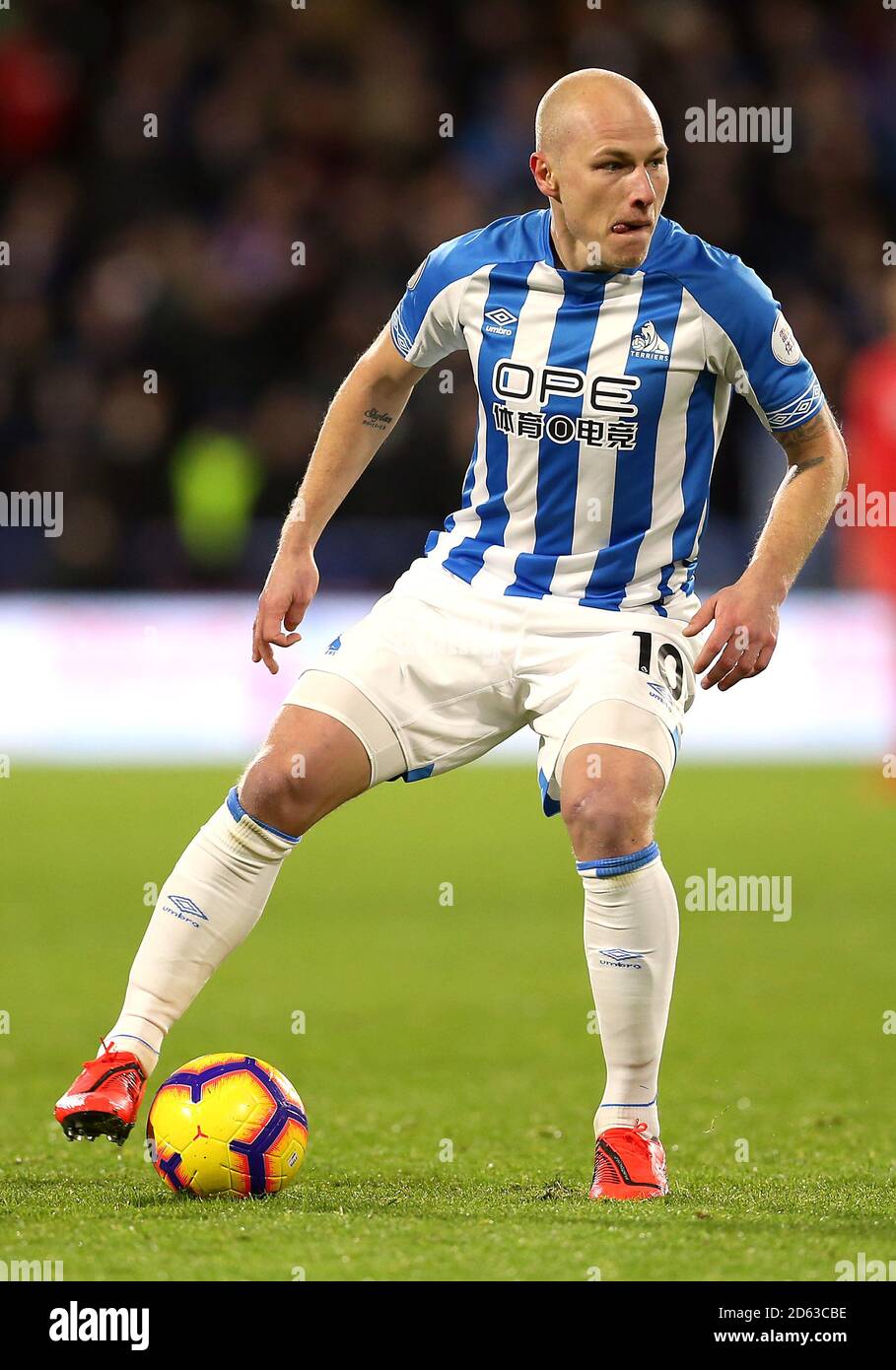 Huddersfield Town's Aaron Mooy Stock Photo - Alamy