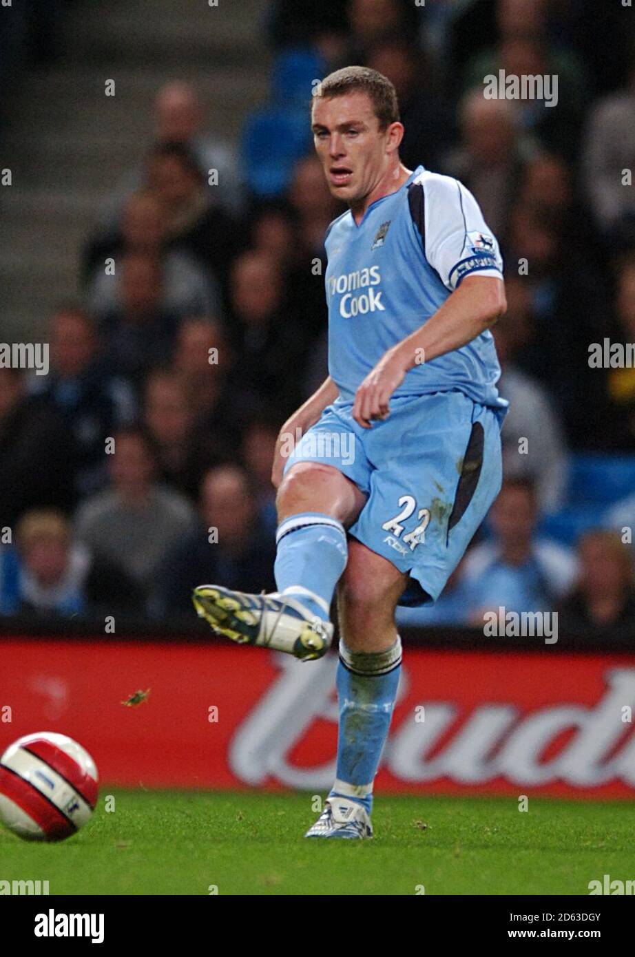 Richard dunne manchester city hi-res stock photography and images - Alamy