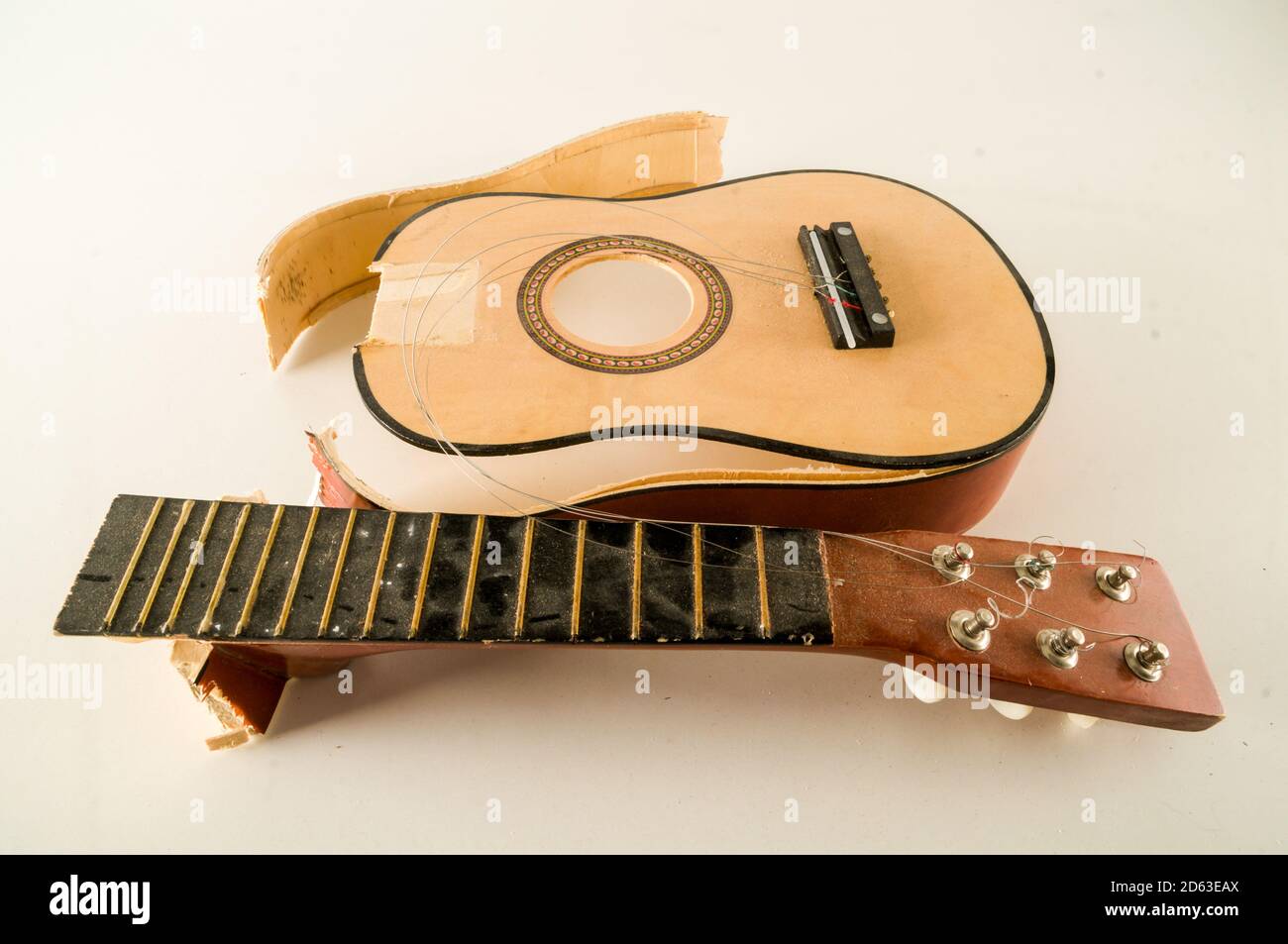 Broken guitar isolated hi-res stock photography and images - Alamy