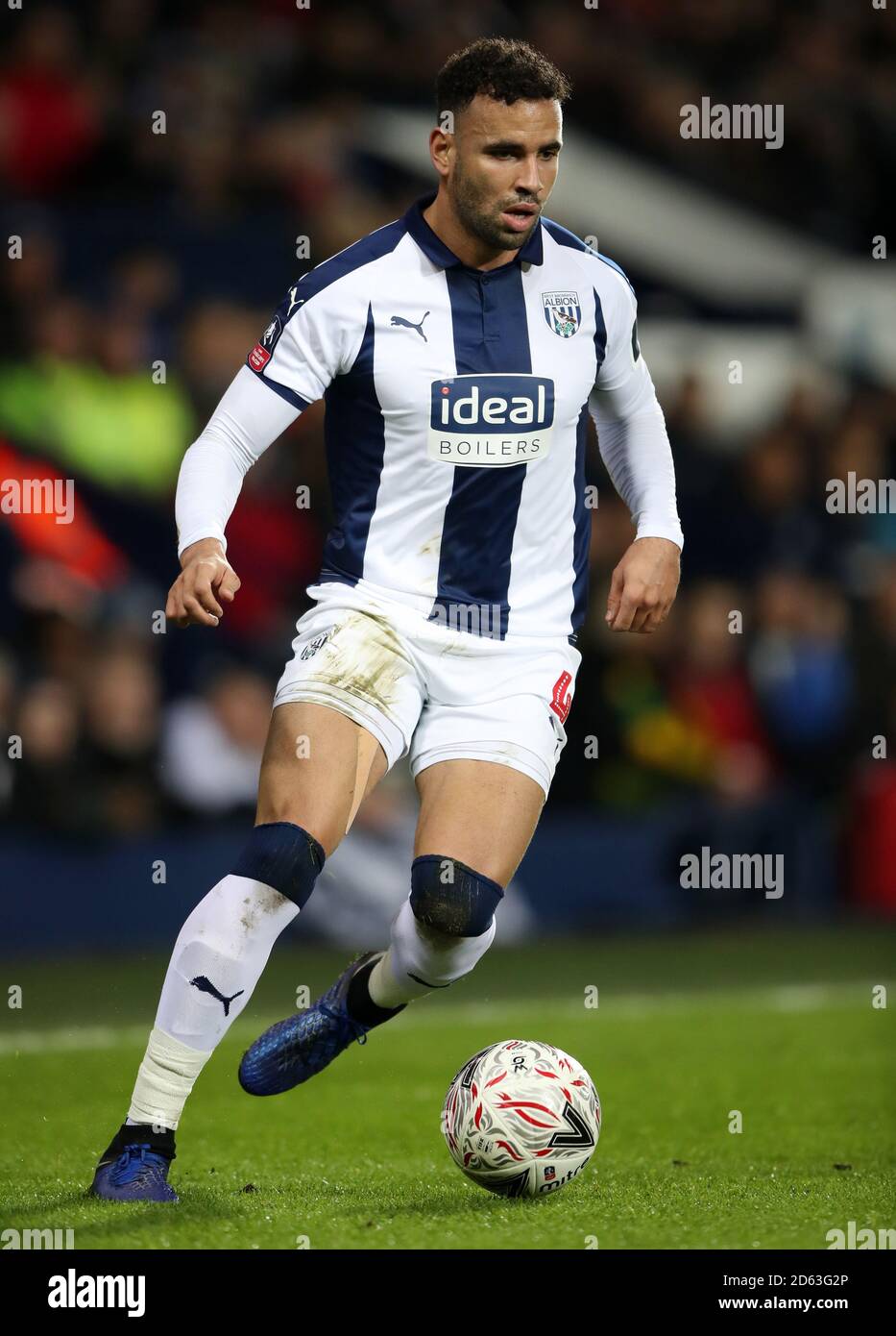 West bromwich albions kanu hi-res stock photography and images - Alamy