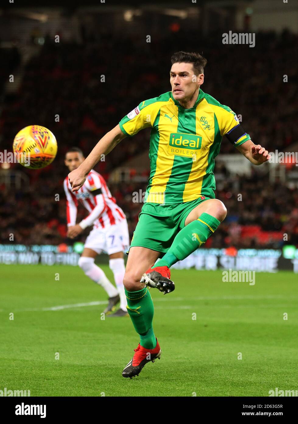 Gareth barry west brom hi-res stock photography and images - Alamy