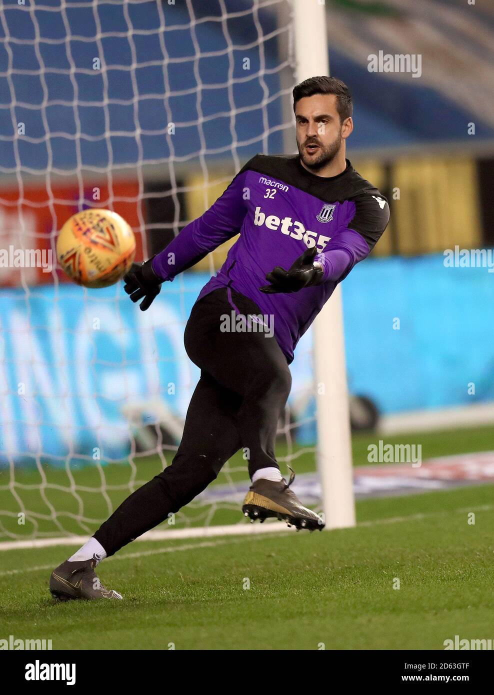 Stoke City goalkeeper Adam Federici warming up before the game Stock ...