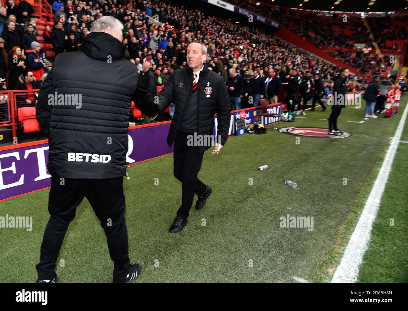 Charlton Athletic manager Lee Bowyer and Blackpool manager Terry ...
