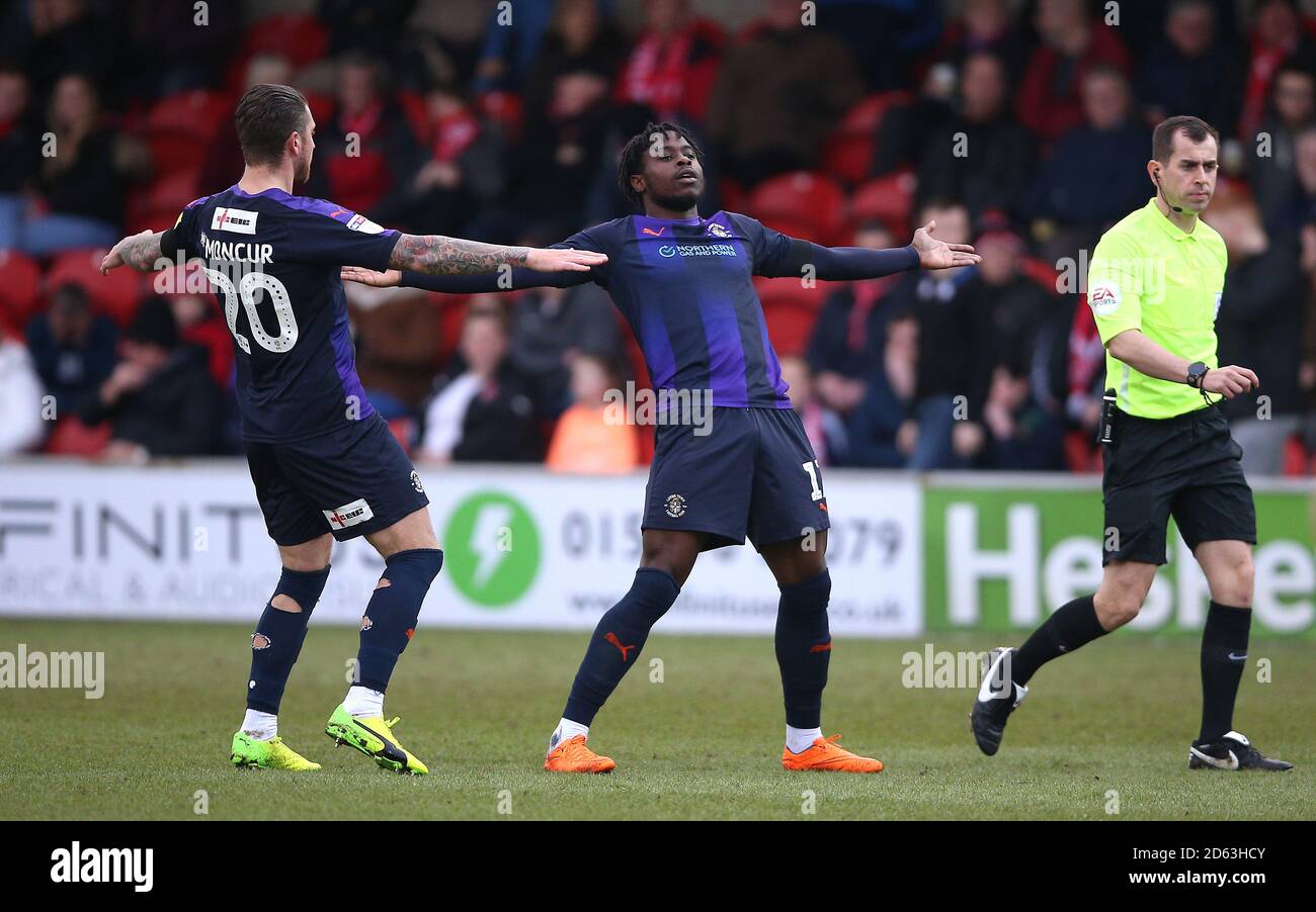 Luton towns pelly ruddock mpanzu hi-res stock photography and images ...