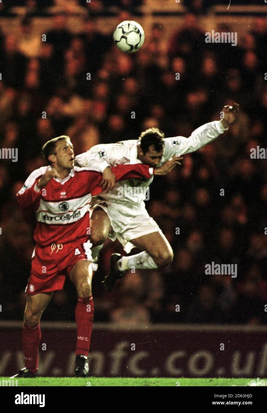 Middlesbrough's Steve Vickers holds off Sunderland's Don Hutchinson ...