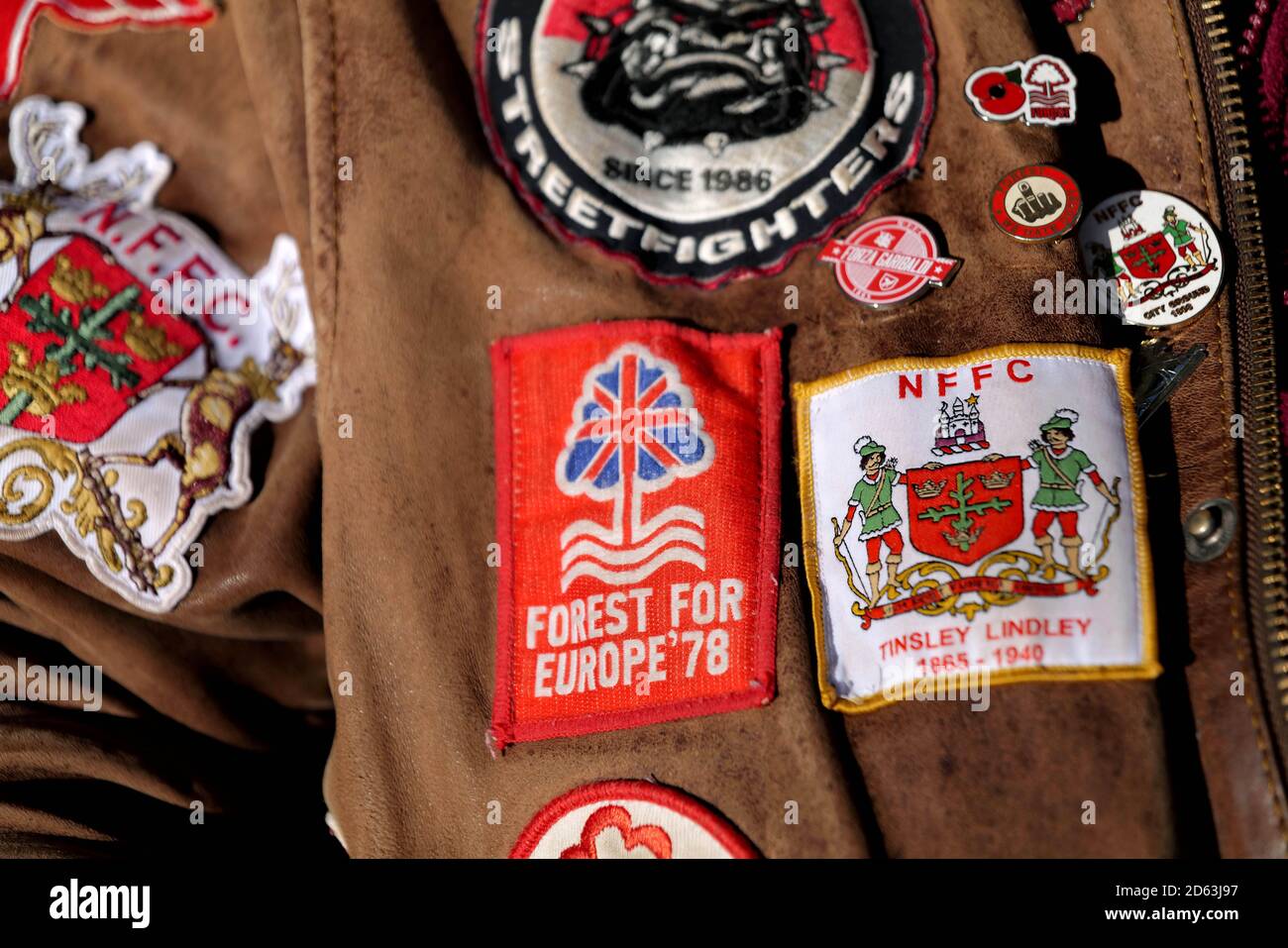 Nottingham forest badge hi-res stock photography and images - Alamy