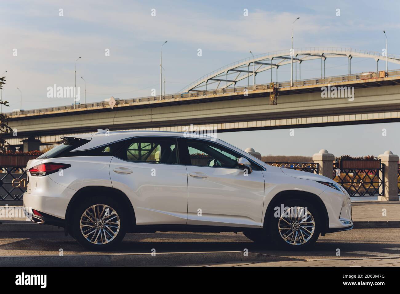 Car lexus rx 300 luxury hi-res stock photography and images - Alamy