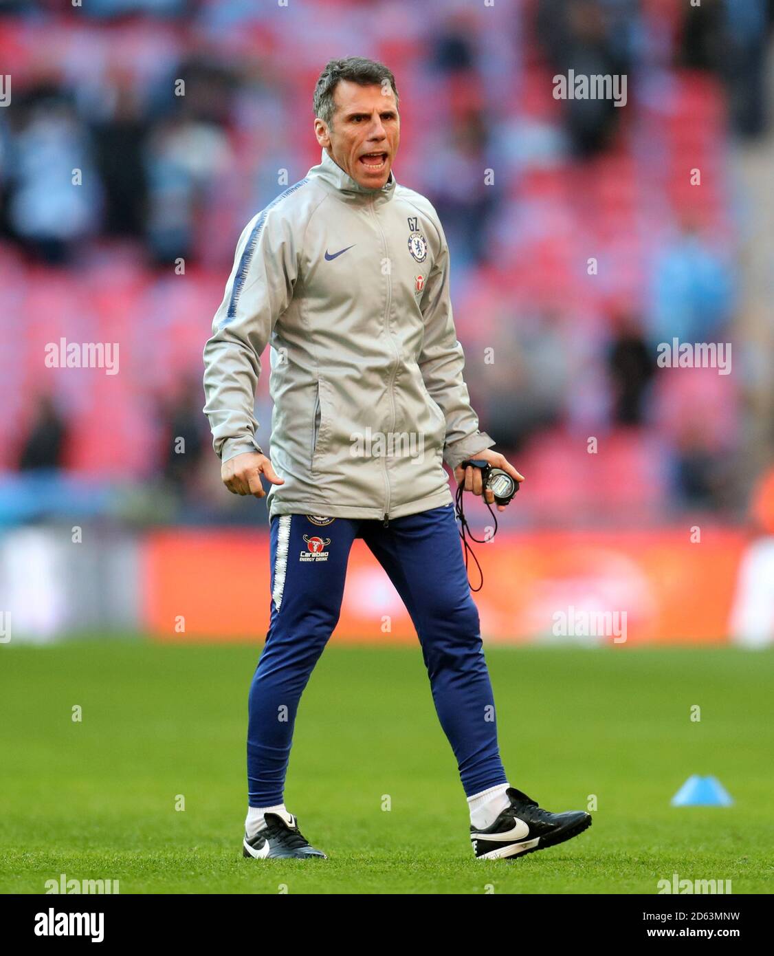 Chelsea assistant manager Gianfranco Zola Stock Photo - Alamy