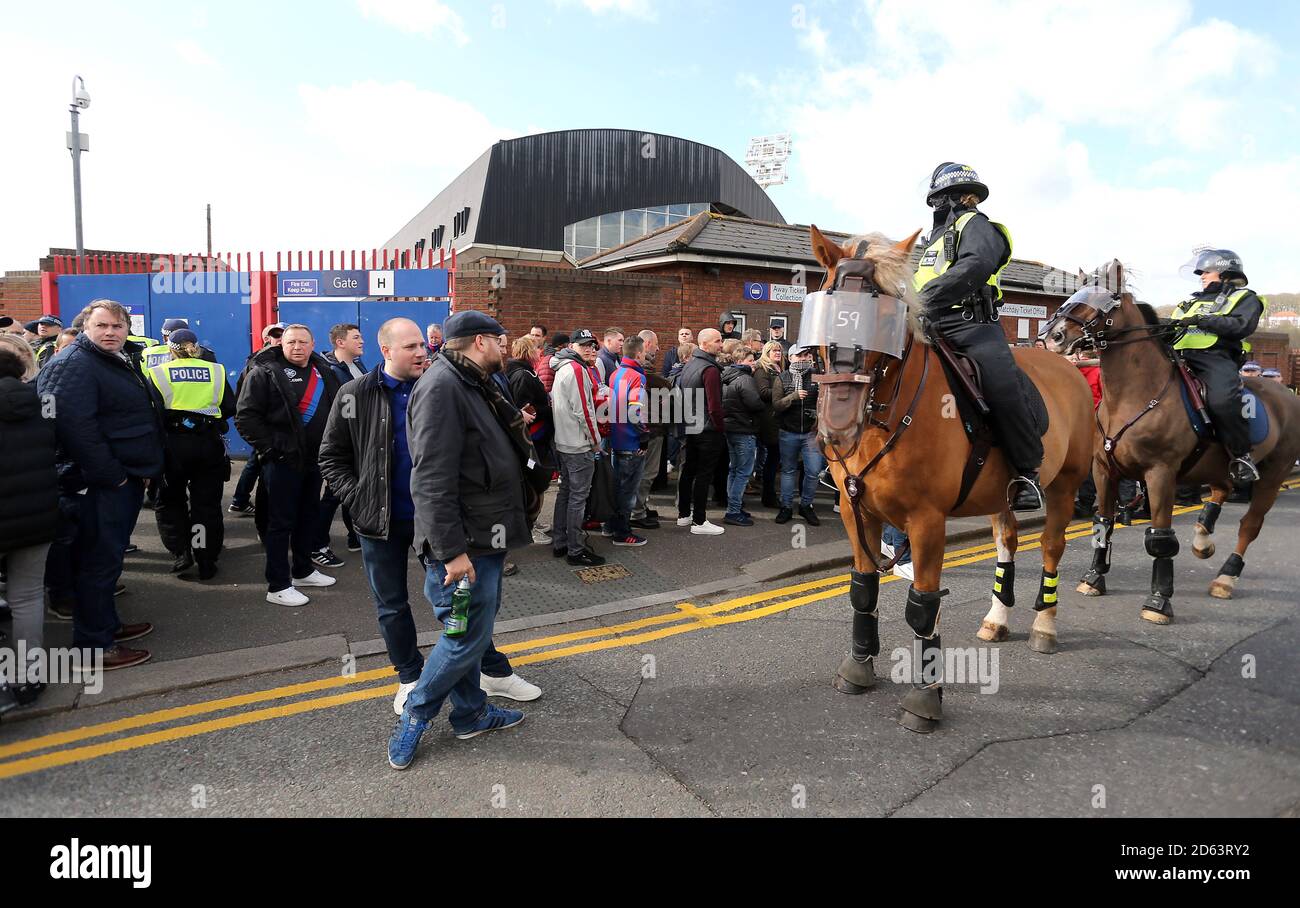 Police escort football fans hi-res stock photography and images - Alamy