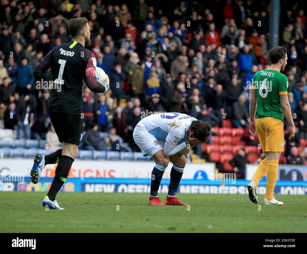 Blackburn Rovers' Danny Graham (Centre) reacts after his goal is ...