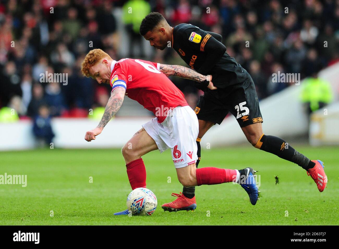 Nottingham Forest's Jack Colback (left) and Hull City's Frazier ...