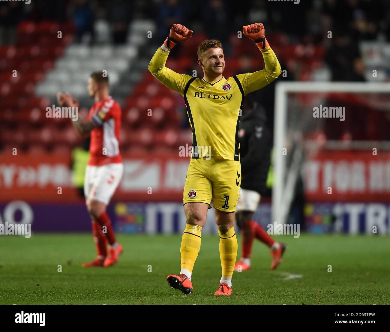 Charlton Athletic goalkeeper Dillon Phillips celebrates victory Stock ...