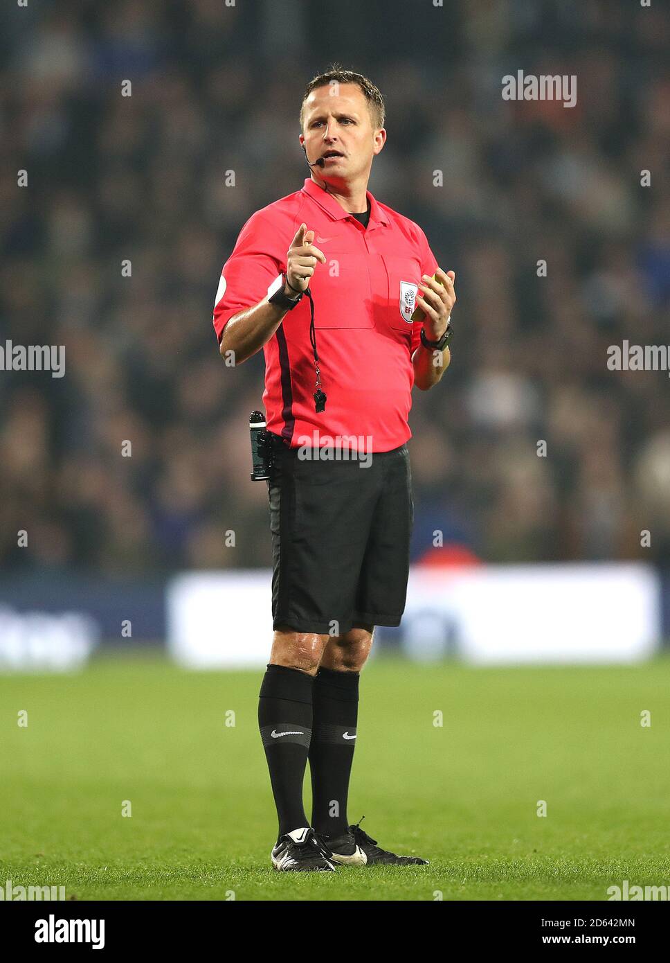 Match referee David Webb Stock Photo - Alamy