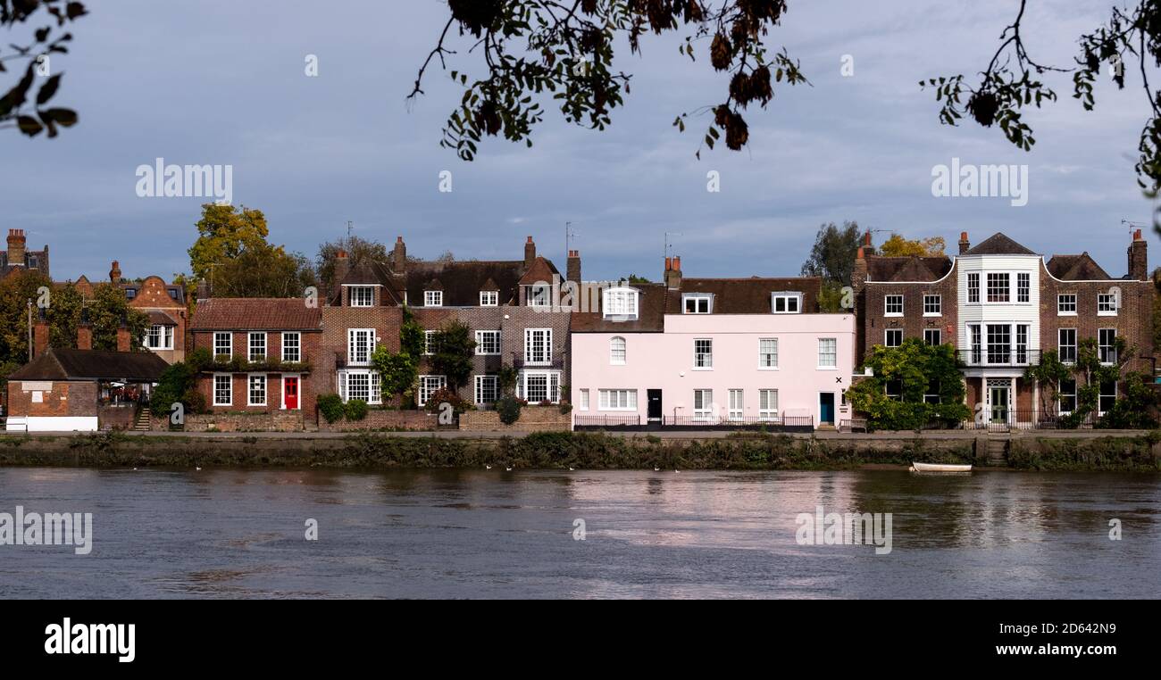 Picturesque view looking north across the River Thames between Chiswick ...