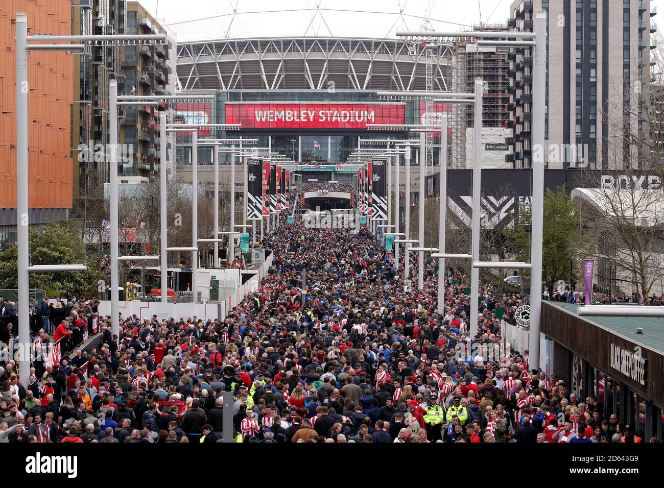 Fans way ground before hi-res stock photography and images - Alamy