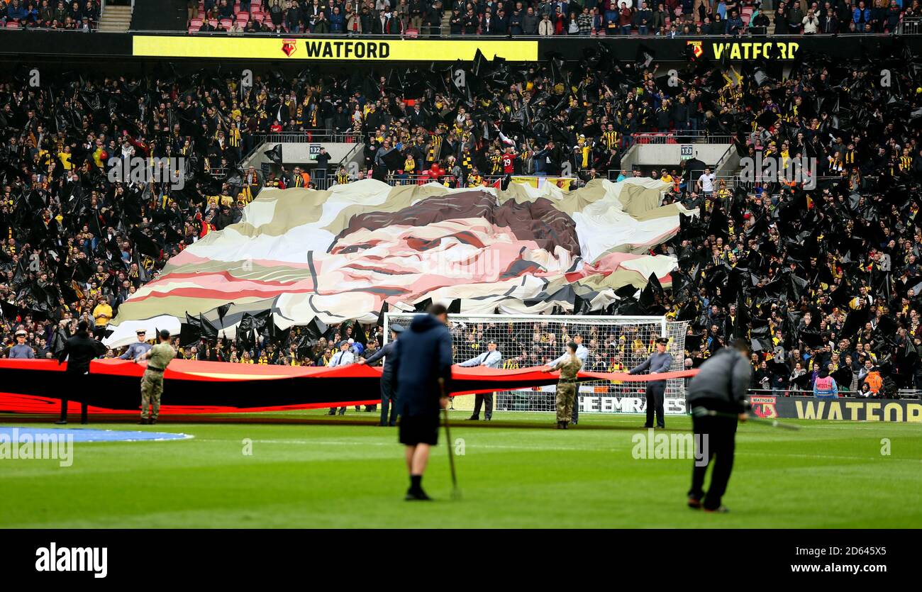 Watford fans prior hi-res stock photography and images - Alamy