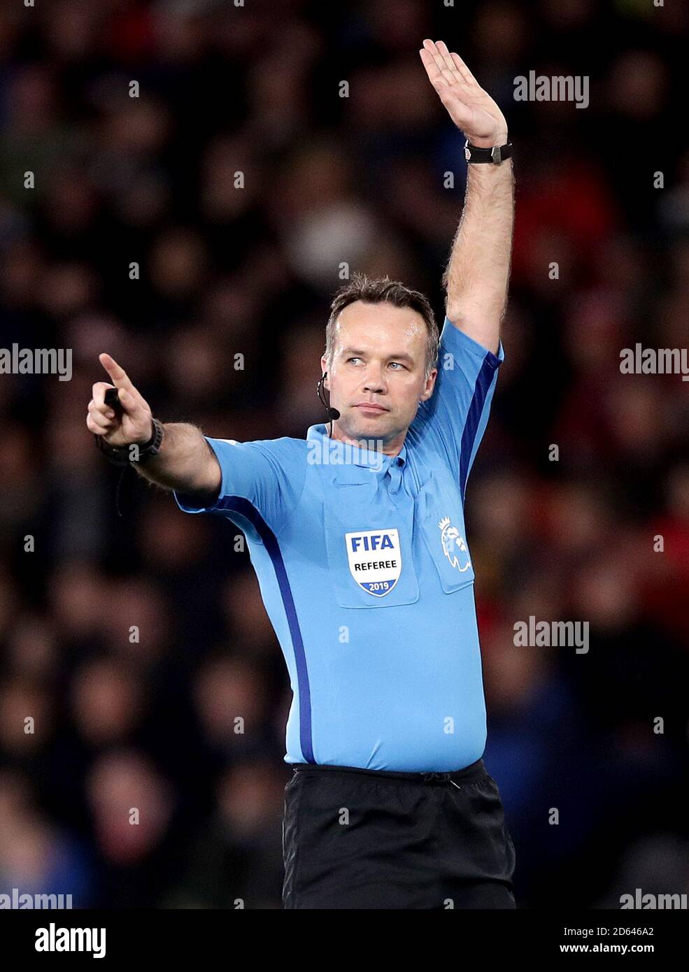 Paul tierney match referee hi-res stock photography and images - Alamy