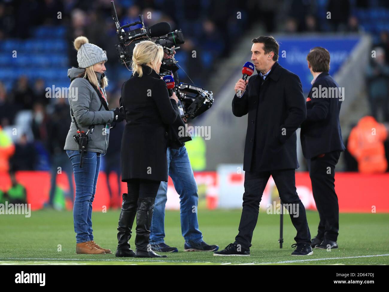 Sky sports commentator hi-res stock photography and images - Alamy