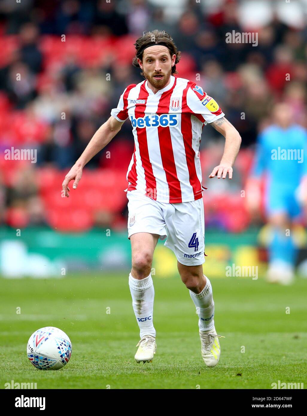 Stoke City's Joe Allen in action Stock Photo - Alamy
