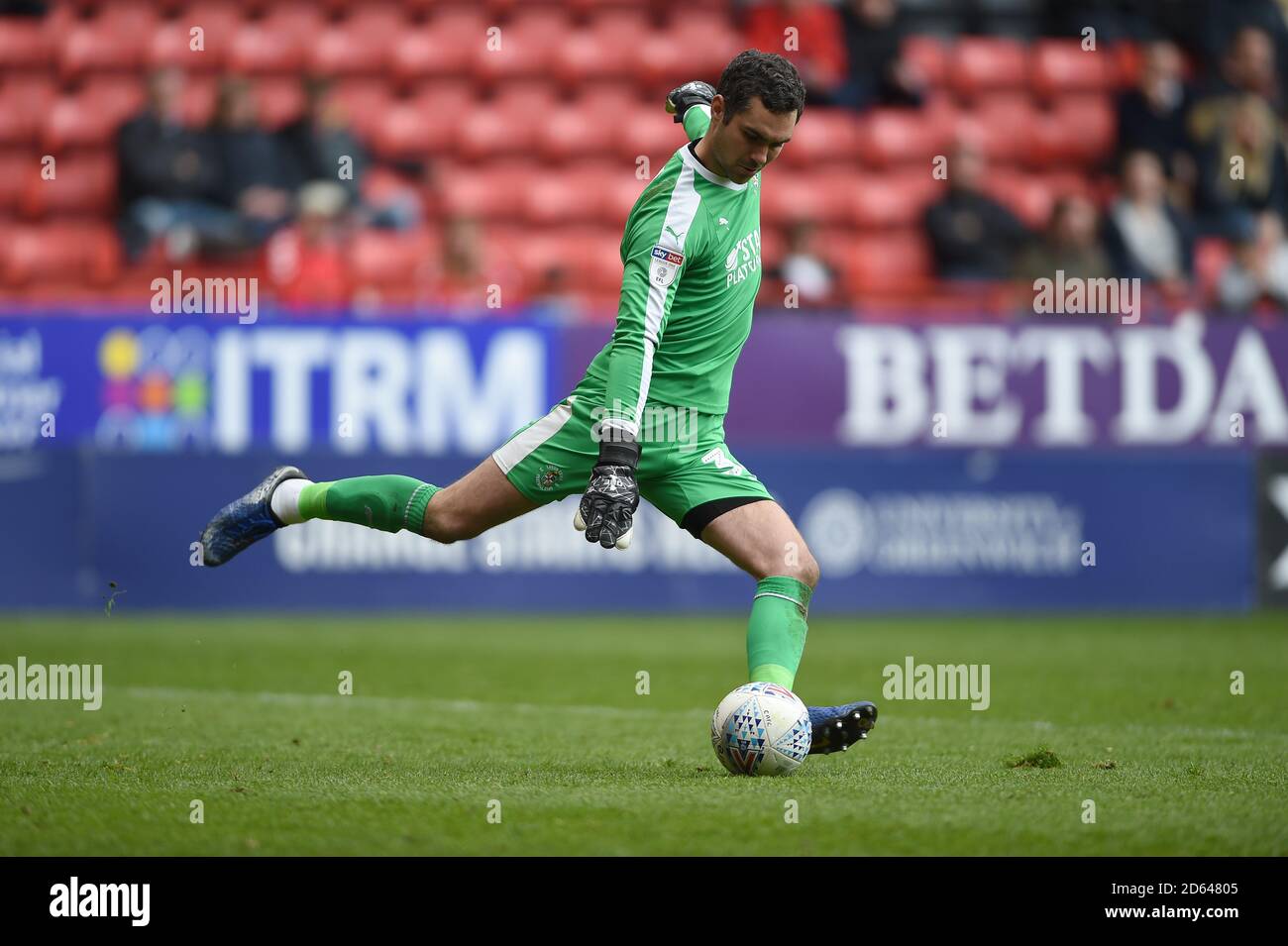 Luton Town goal keeper James Shea Stock Photo - Alamy