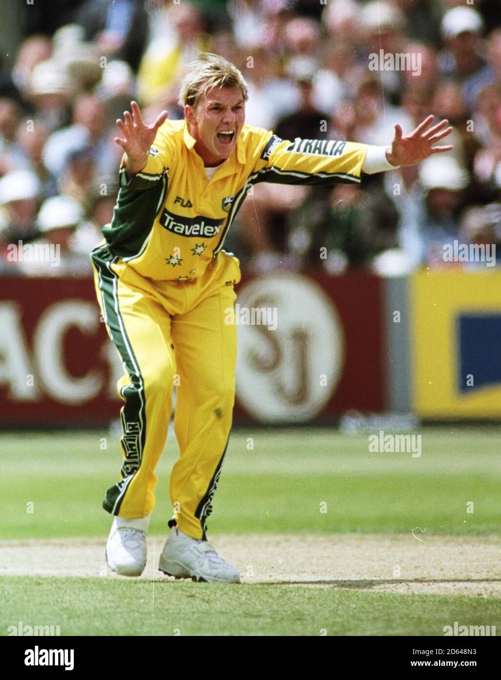 Australia's Brett Lee celebrates the wicket of England captain Alec ...