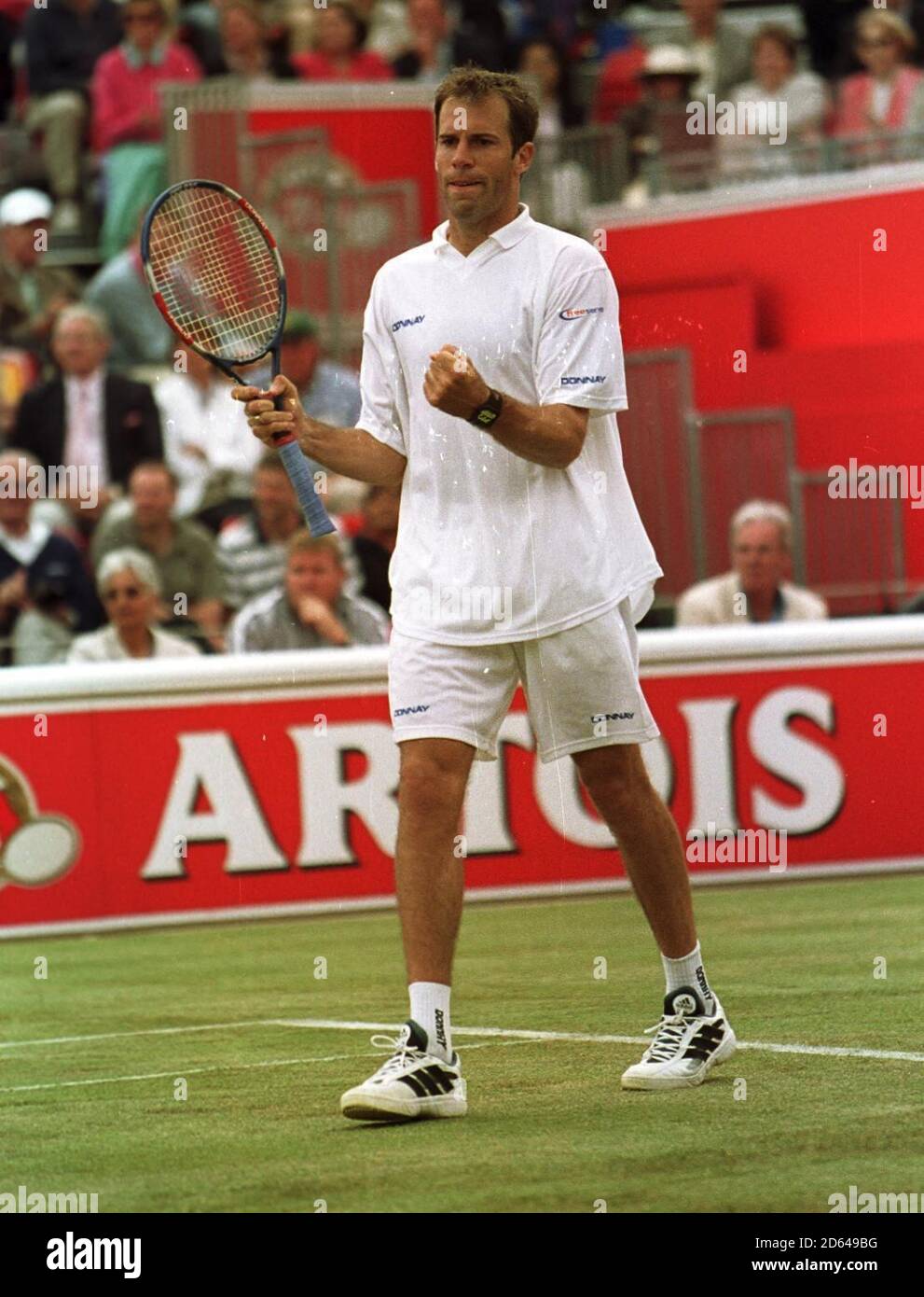 Greg Rusedski celebrates victory over Arvind Parmar Stock Photo - Alamy