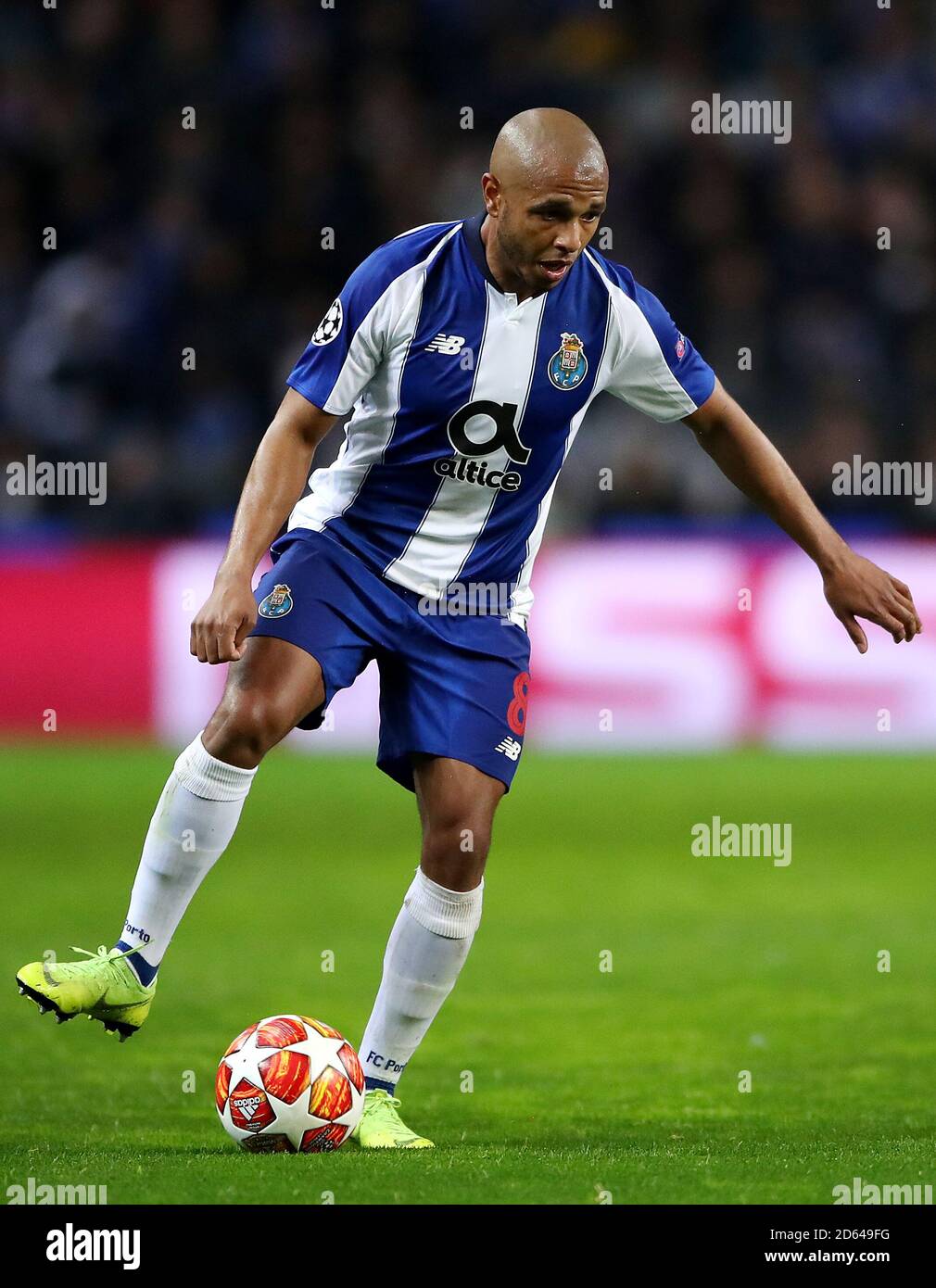 Porto's Yacine Brahimi in action Stock Photo - Alamy