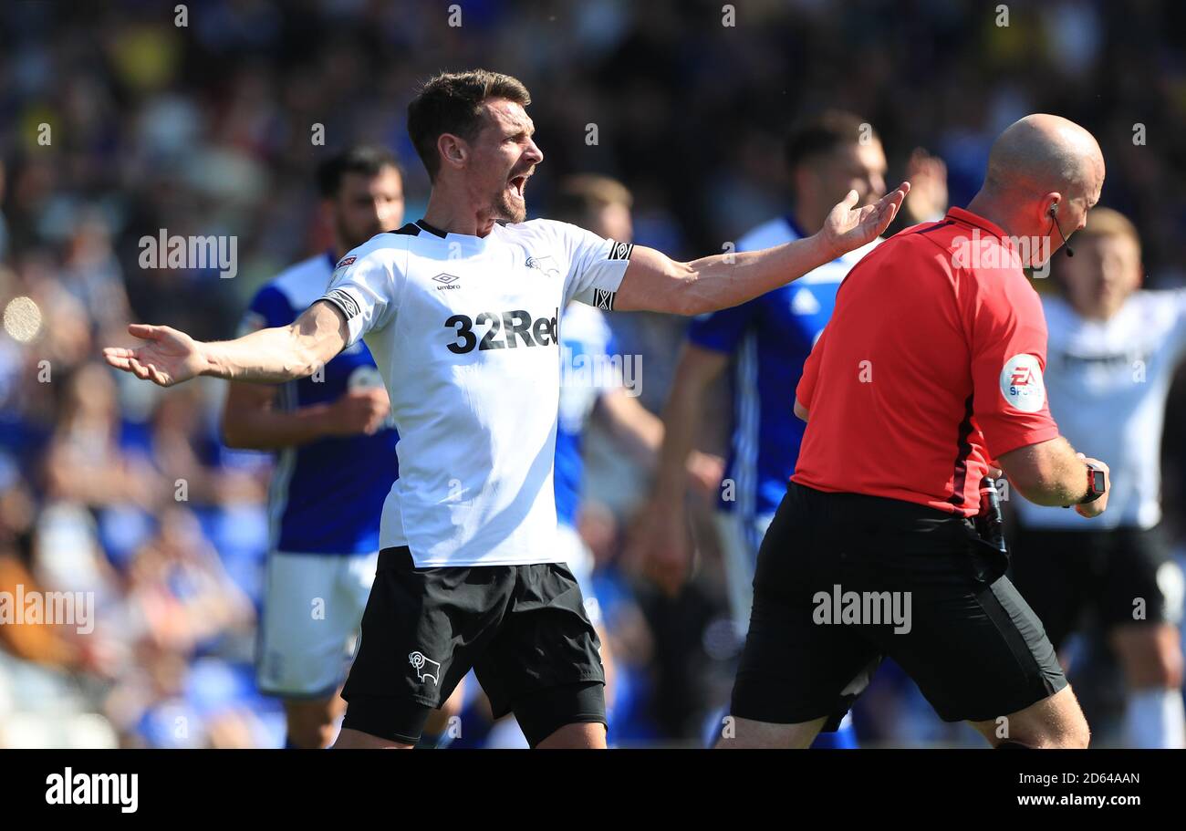 Derby County's Craig Bryson appeals Stock Photo - Alamy
