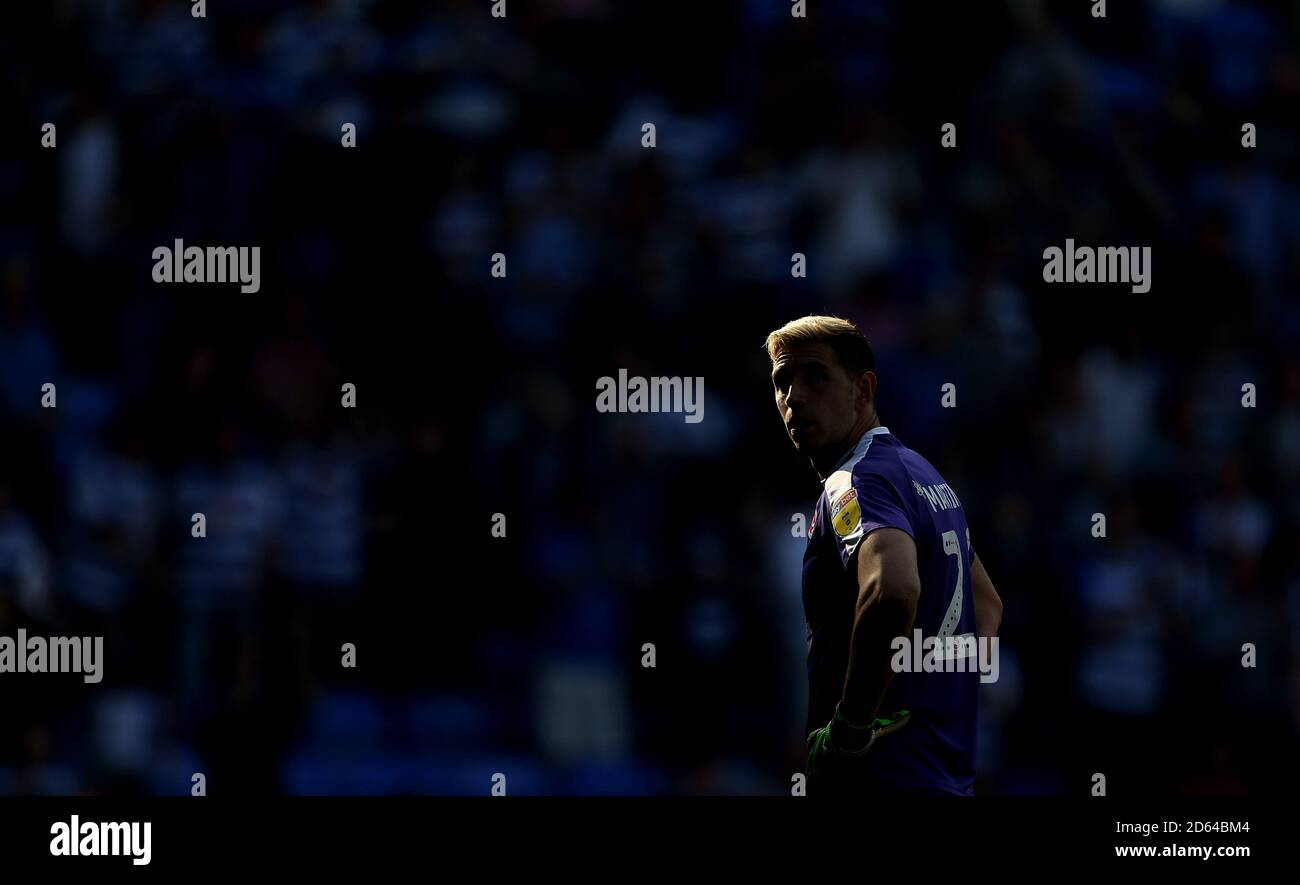 Reading goalkeeper Emiliano Martinez at full time Stock Photo - Alamy