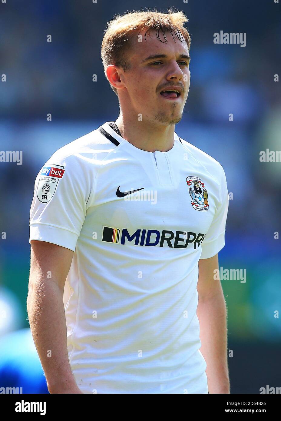 Coventry's Luke Thomas prepares for a corner Stock Photo - Alamy