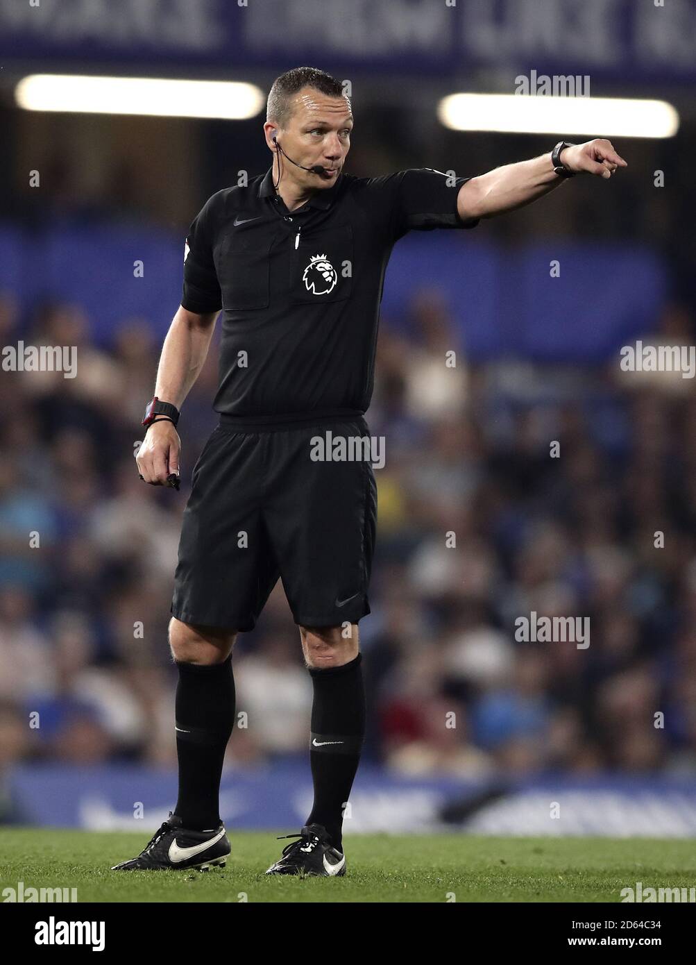 Kevin Friend, Referee Stock Photo - Alamy