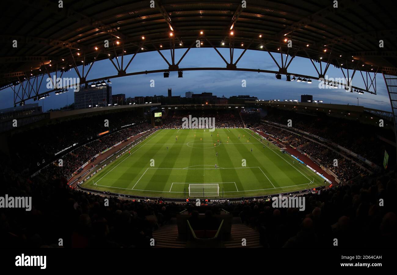General view of molineux hi-res stock photography and images - Alamy