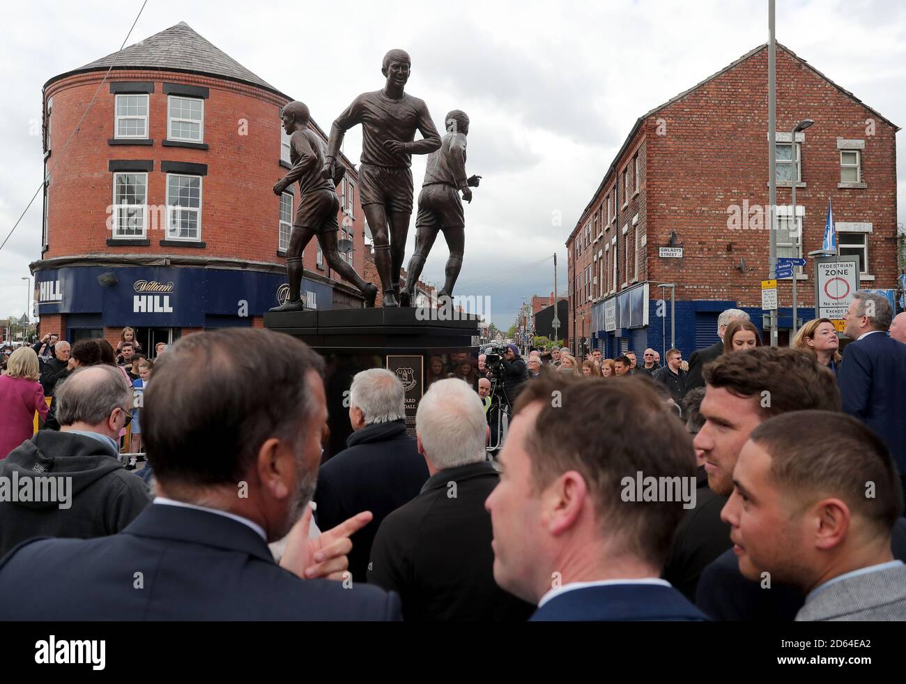 A statue celebrating Everton's 'Holy Trinity' - the celebrated midfield ...
