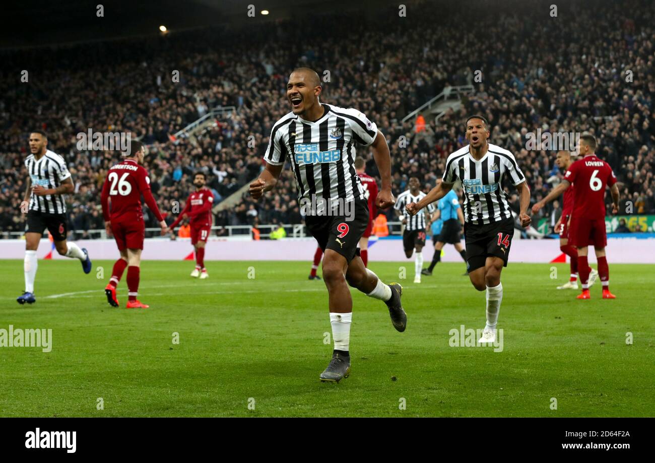 Newcastle uniteds salomon rondon celebrates scoring hi-res stock ...