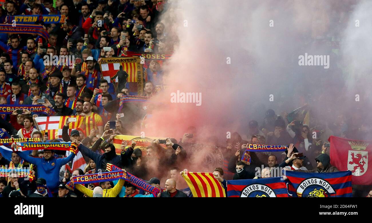Liverpool fans show their support for their team hi-res stock ...