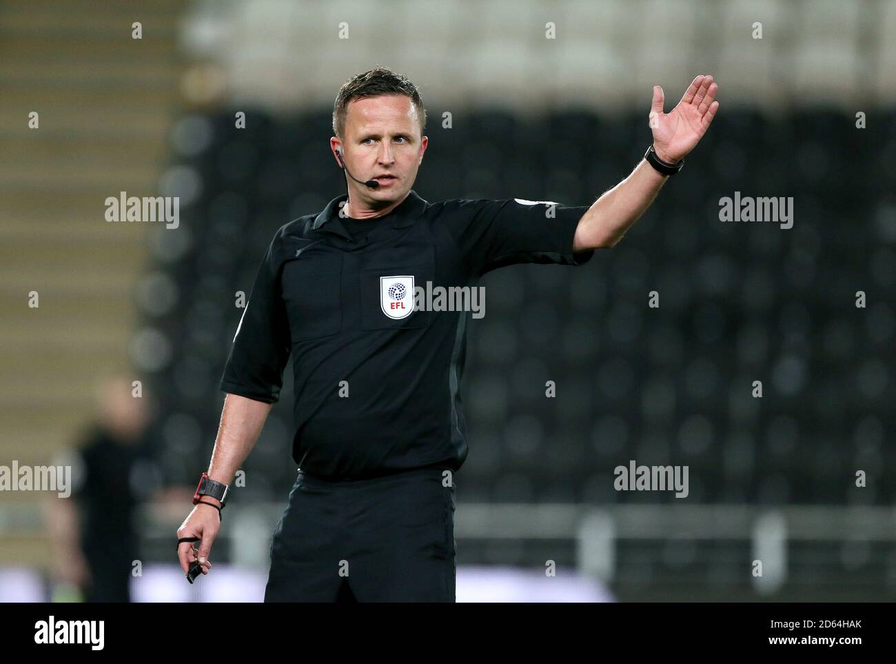 David Webb, match referee Stock Photo - Alamy