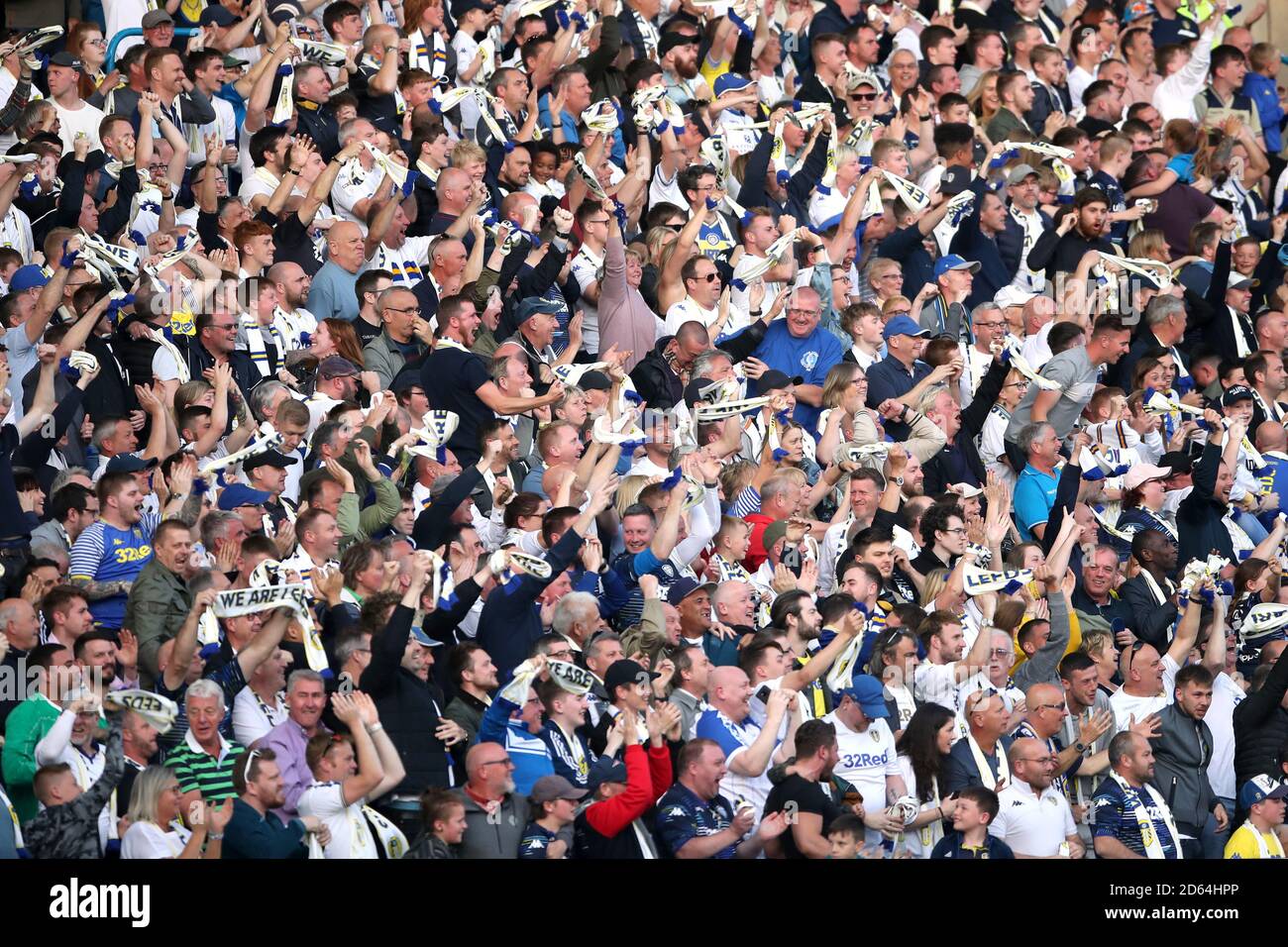 Cele fans celebration general view goal hi-res stock photography and ...