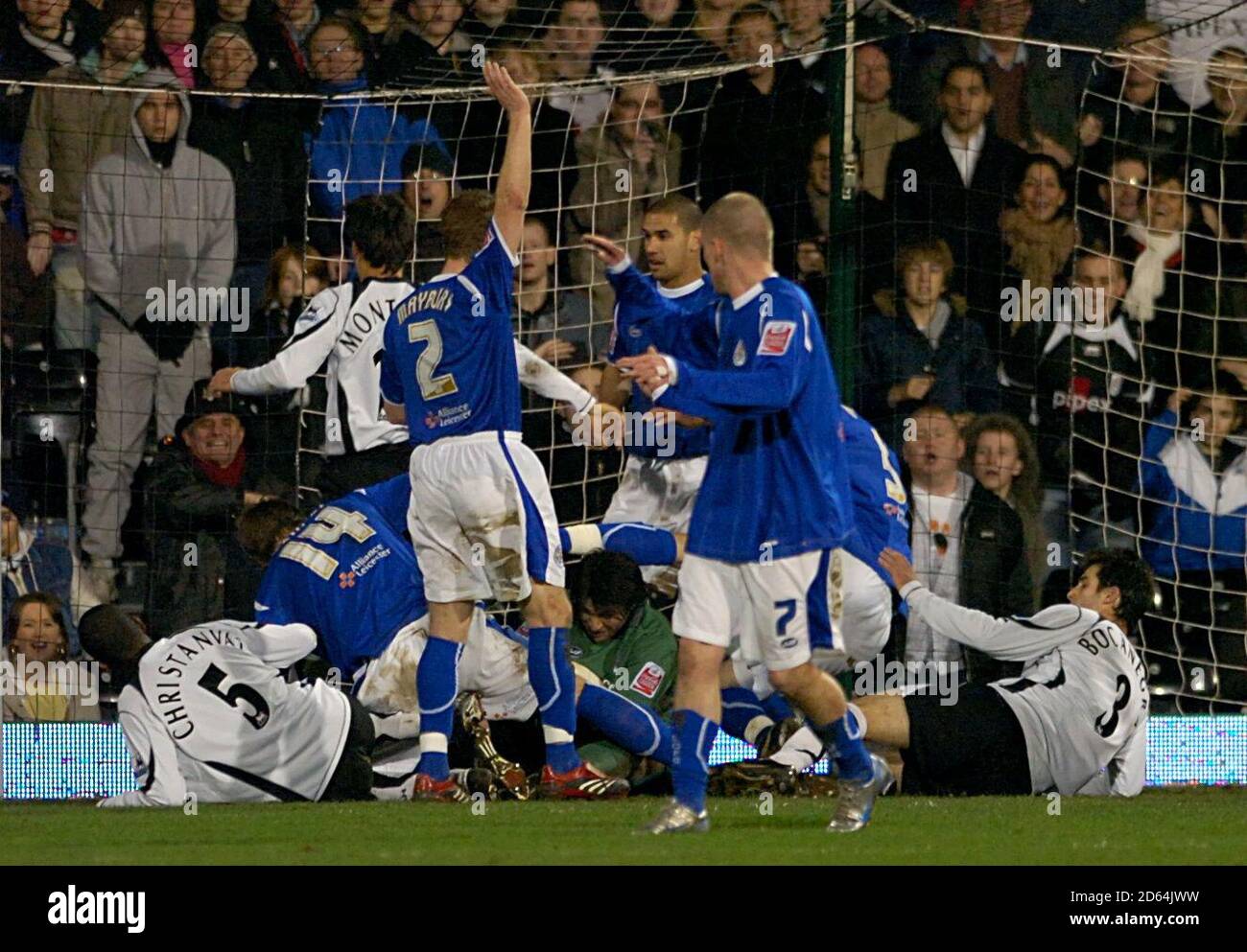 Fulhams vincenzo montella hi-res stock photography and images - Alamy